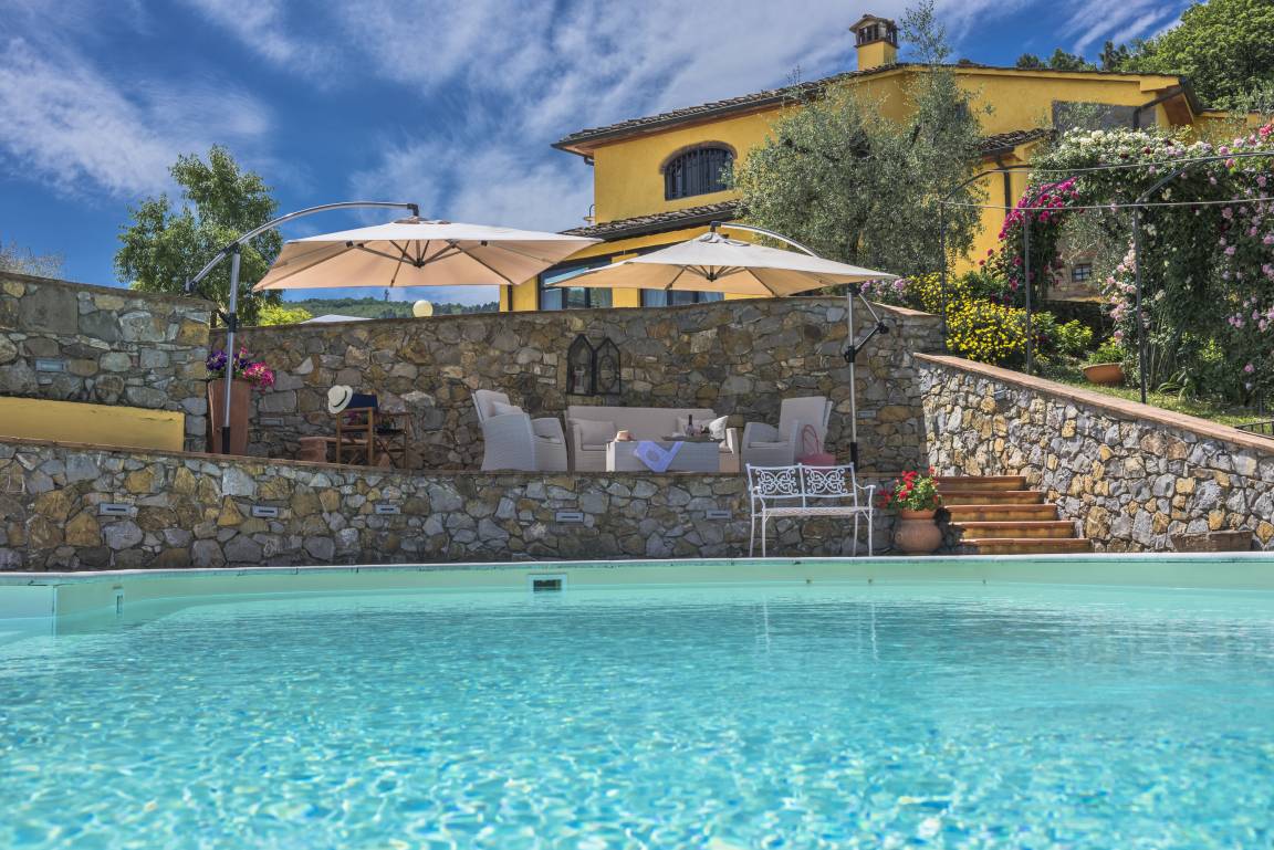 500 M² Villa ∙ 7 Habitaciones ∙ 14 Huéspedes - Pistoia