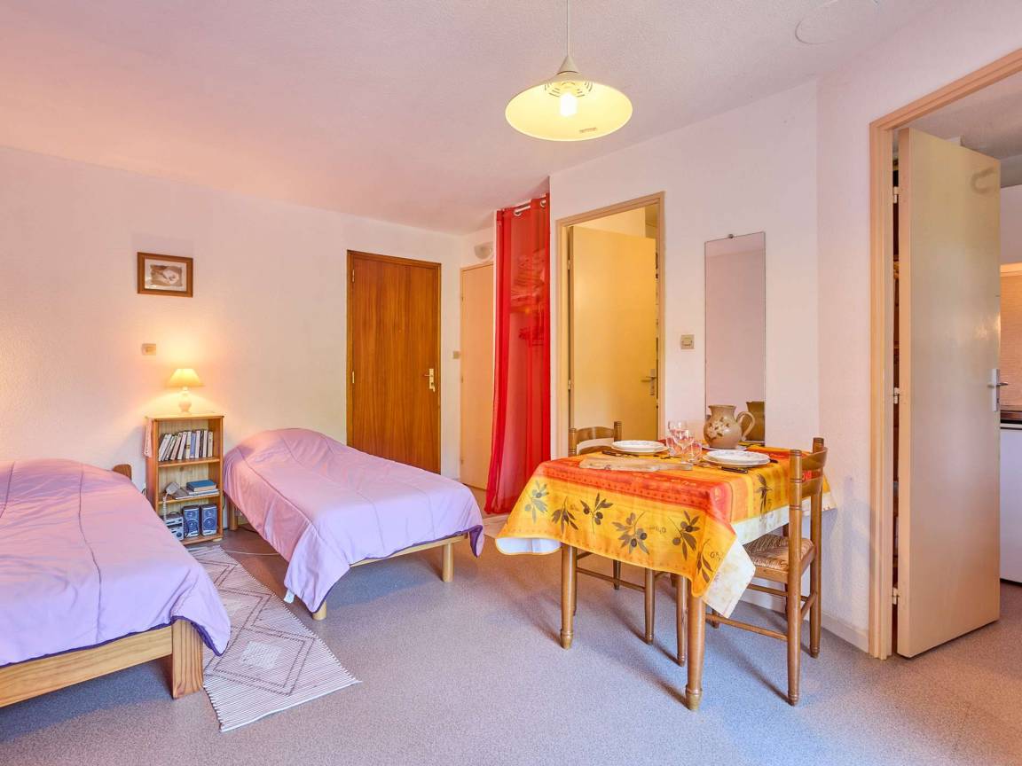 22 M² Studio ∙ 1 Chambre ∙ 2 Personnes - Cazaubon