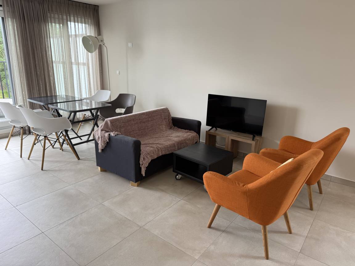 80 M² Appartement ∙ 2 Chambres ∙ 4 Personnes - Maastricht