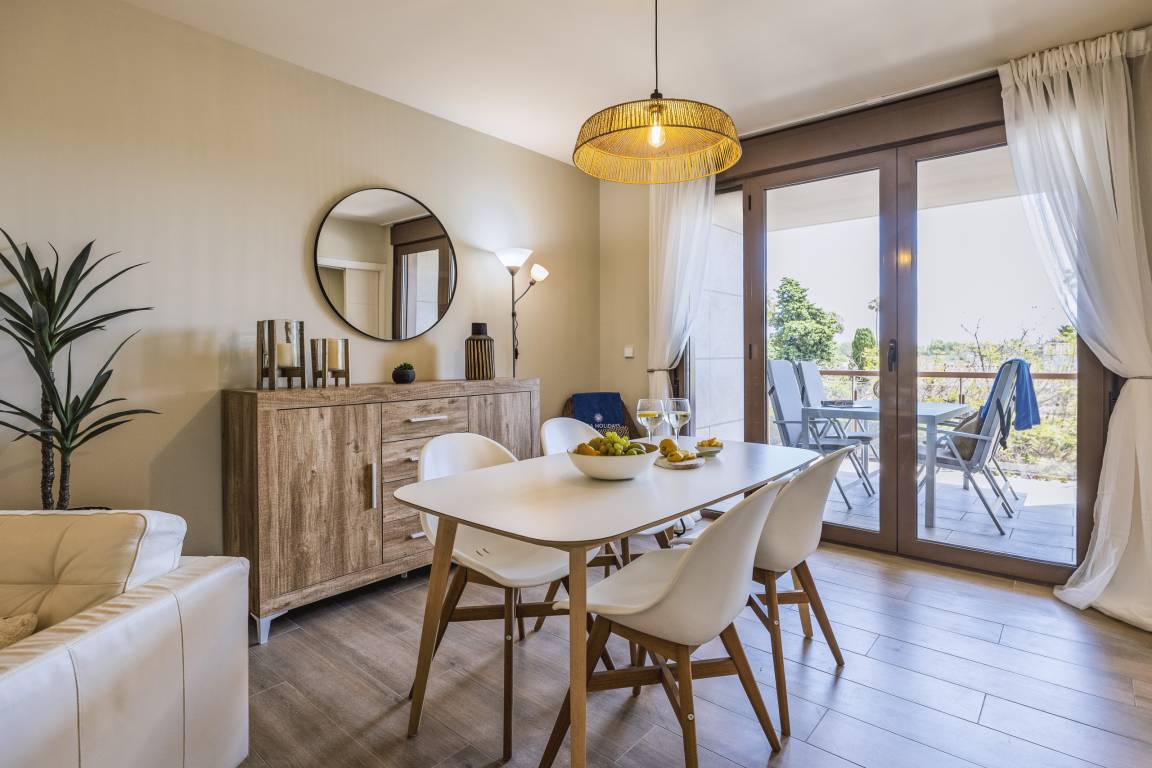 78 M² Apartamento ∙ 2 Habitaciones ∙ 4 Huéspedes - Jávea