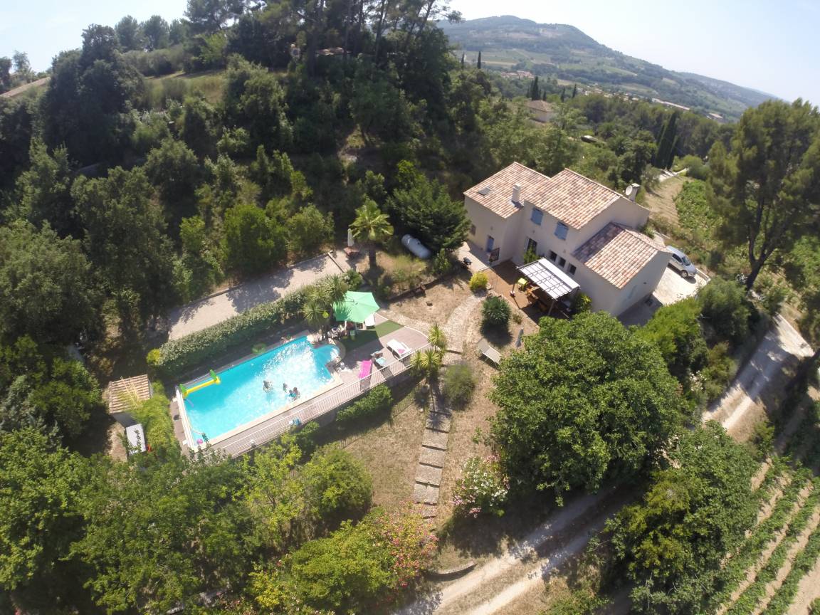 140 M² Maison De Vacances ∙ 4 Chambres ∙ 8 Personnes - Ollioules