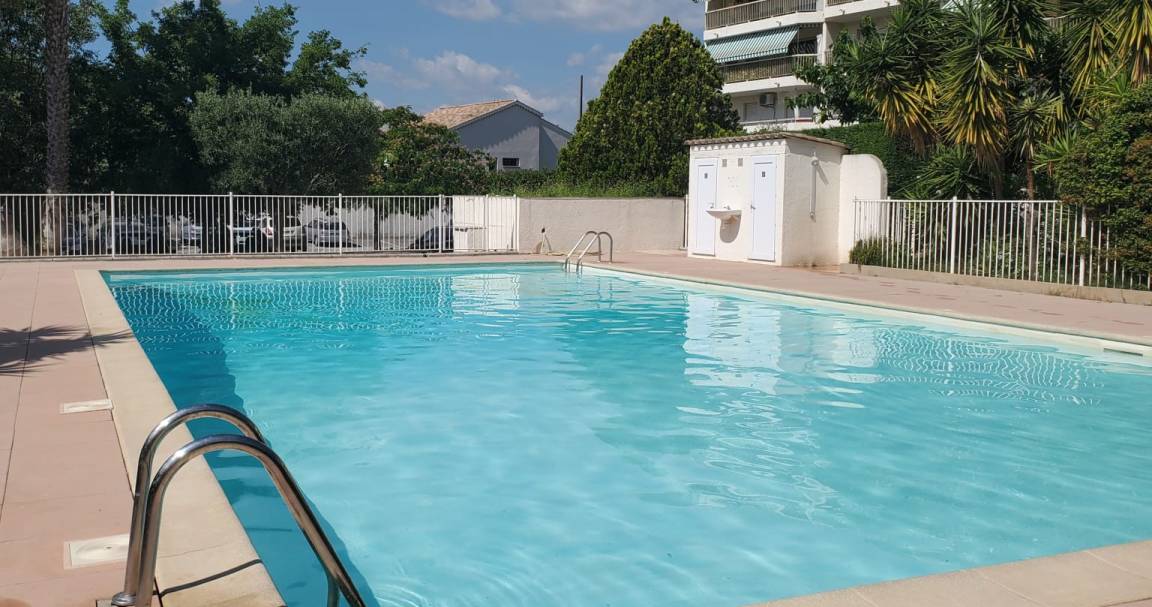 40 M² Appartement ∙ 1 Chambre ∙ 4 Personnes - ibis budget Fréjus Capitou A8