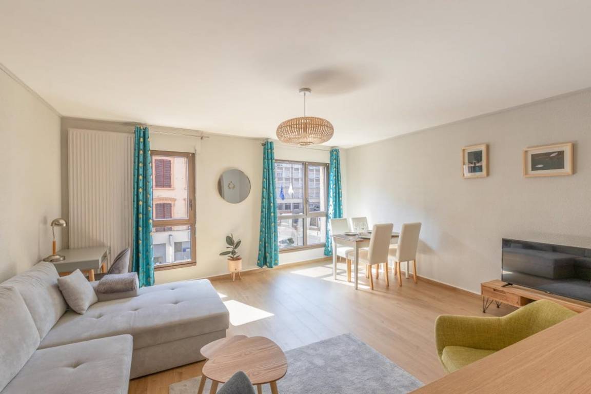 70 M² Appartement ∙ 2 Chambres ∙ 4 Personnes - Villefranche-sur-Saône