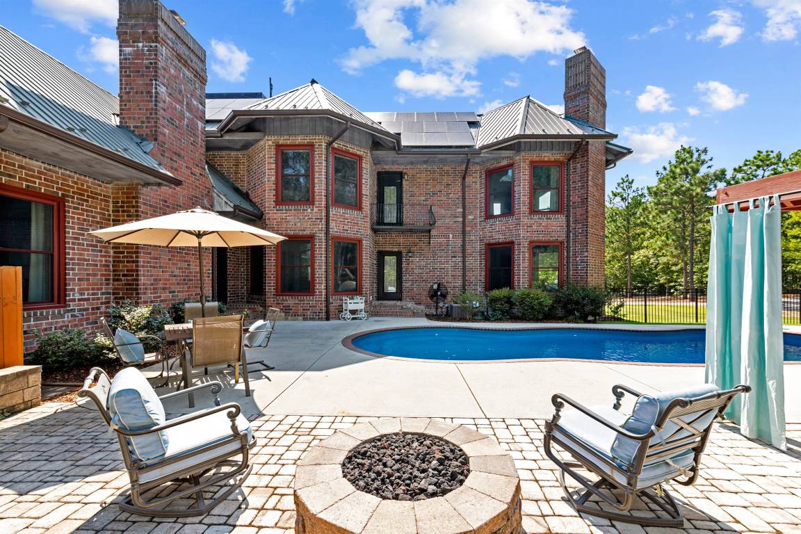 650 M² House ∙ 4 Bedrooms ∙ 14 Guests - Whispering Pines, NC