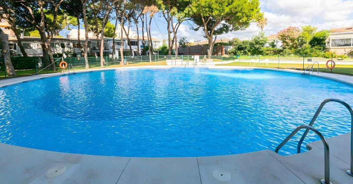 50 M² Apartamento ∙ 1 Habitación ∙ 3 Huéspedes - Calahonda