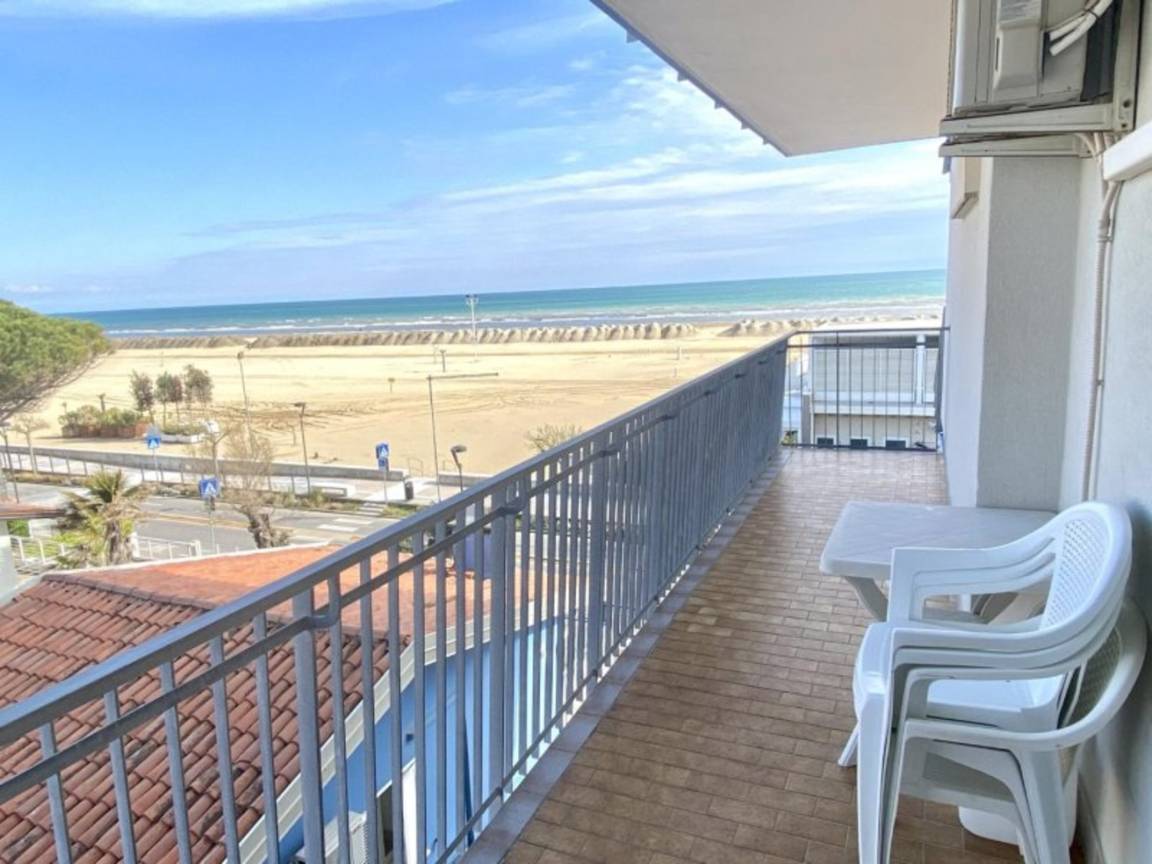 45 M² Apartment ∙ 2 Bedrooms ∙ 5 Guests - Bibione