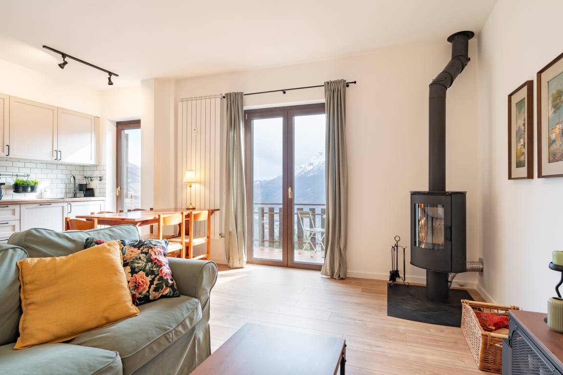 80 M² Apartamento ∙ 2 Habitaciones ∙ 7 Huéspedes - Lierna