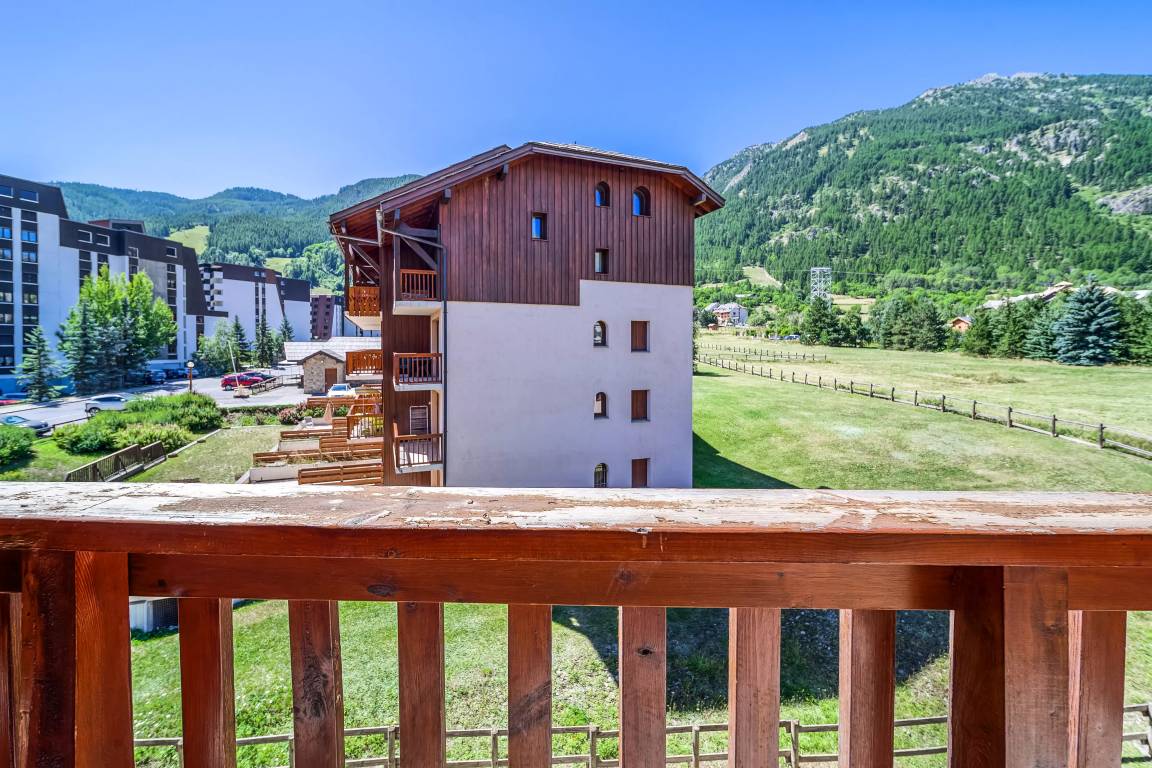 55 M² Apartment ∙ 2 Bedrooms ∙ 8 Guests - Chantemerle