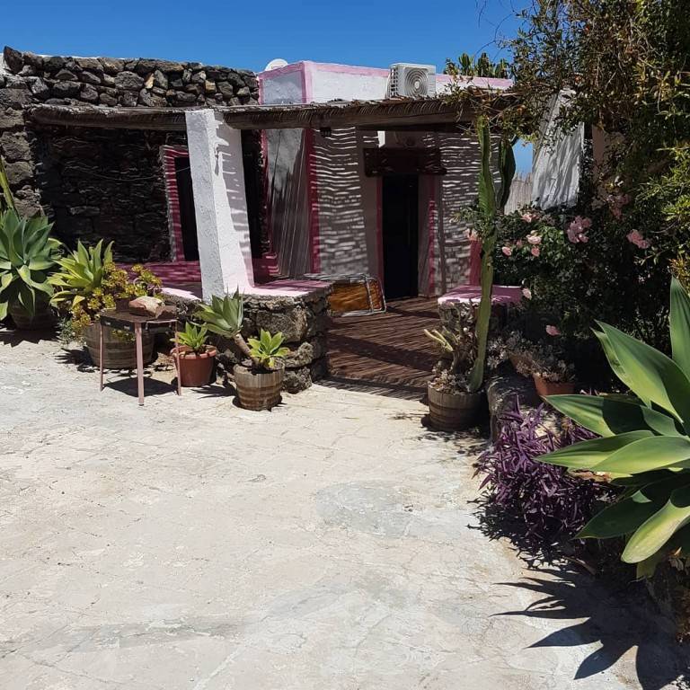 28 M² House ∙ 1 Bedroom ∙ 2 Guests - Pantelleria