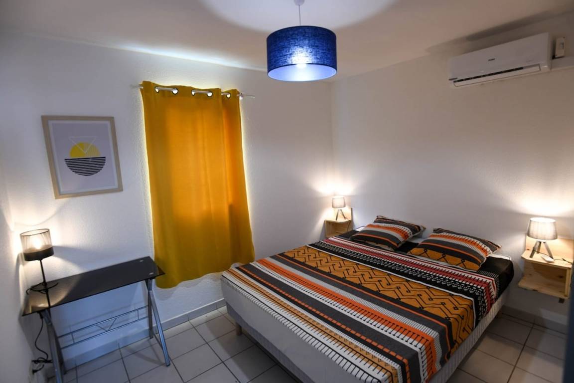 40 M² Appartement En Copropriété ∙ 2 Chambres ∙ 4 Personnes - Fort-de-France