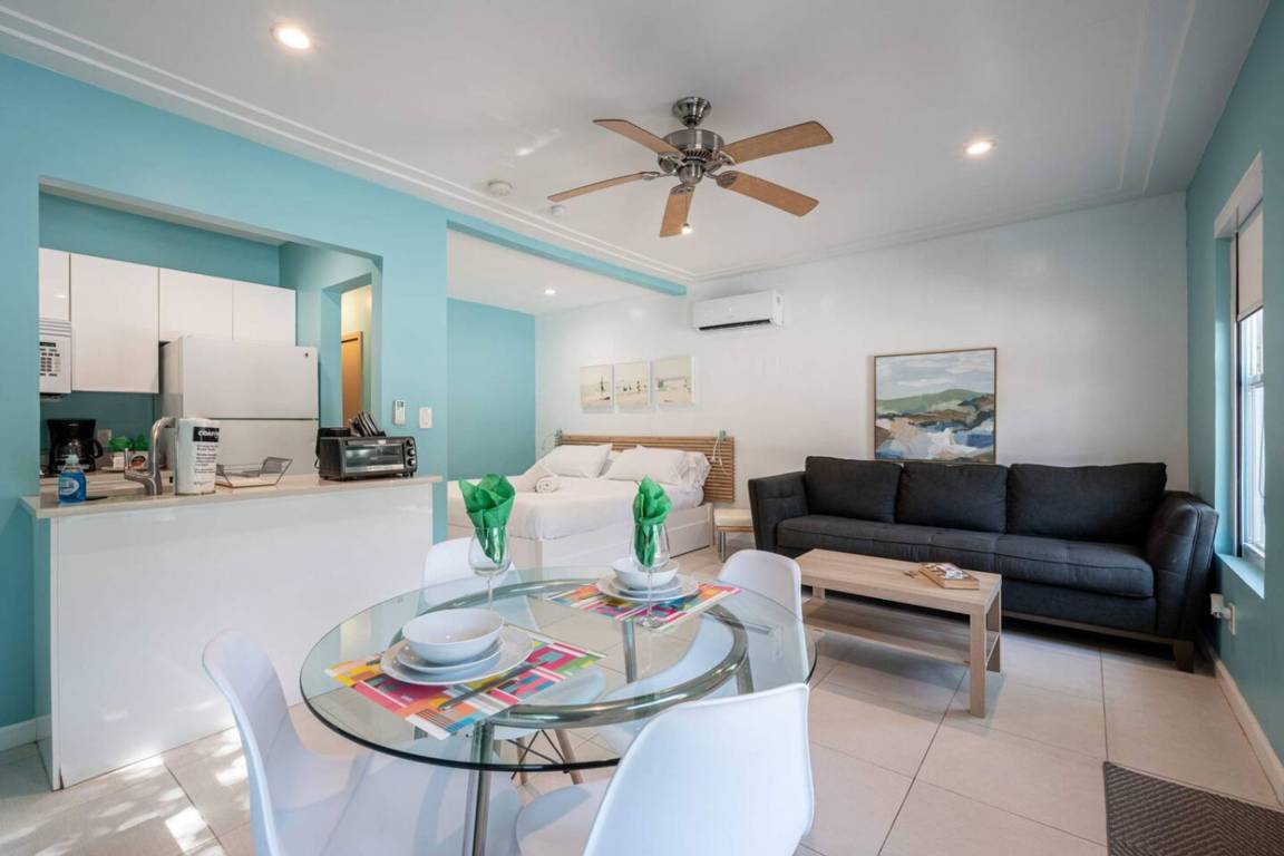 Apartment ∙ 1 Bedroom ∙ 4 Guests - Playa, Hollywood