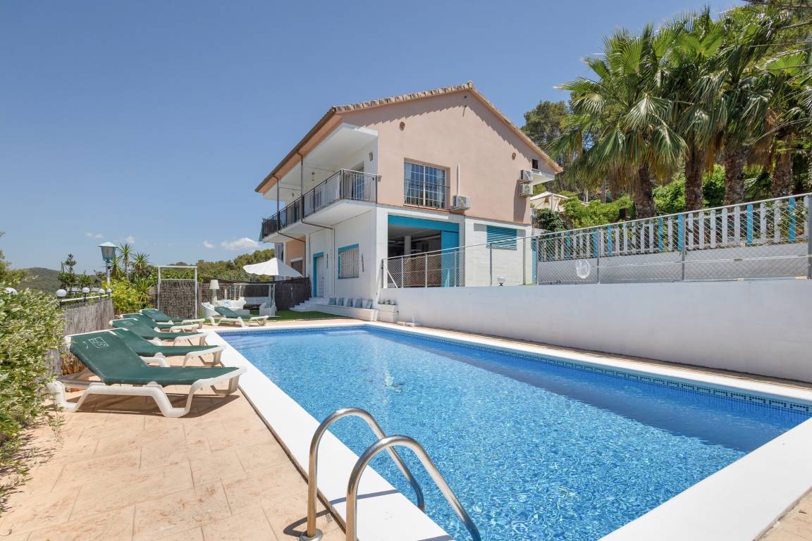 300 M² Maison De Vacances ∙ 5 Chambres ∙ 11 Personnes - Vilanova i la Geltrú