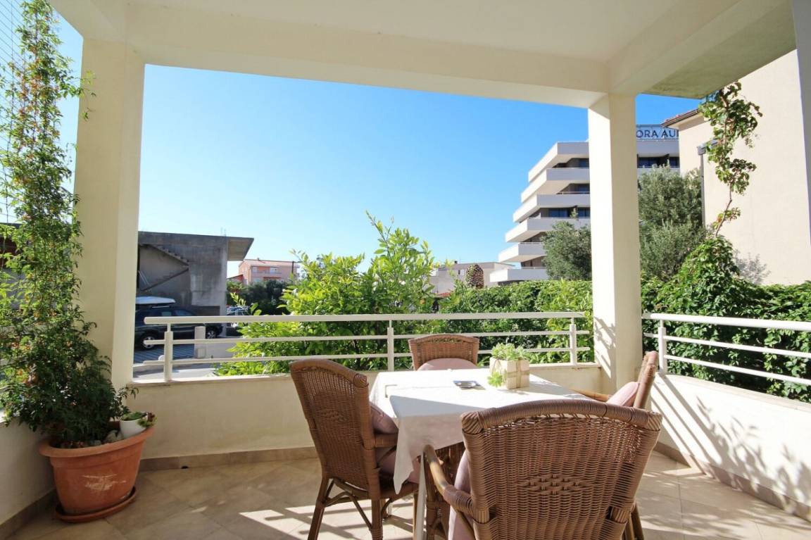 39 M² Apartament ∙ 1 Sypialnia ∙ 4 Gości - Igrane