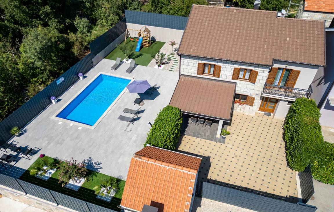 170 M² Maison De Vacances ∙ 4 Chambres ∙ 8 Personnes - Croatie