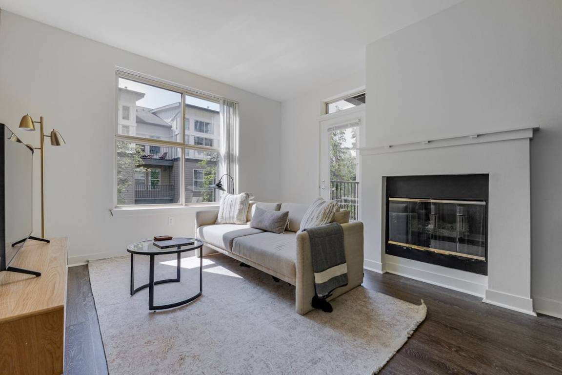 76 M² Apartment ∙ 2 Bedrooms ∙ 4 Guests - Bellevue, WA