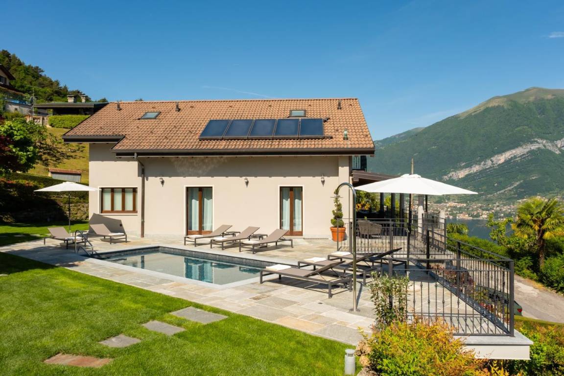 Villa ∙ 4 Camere Da Letto ∙ 8 Ospiti - Abbadia Lariana