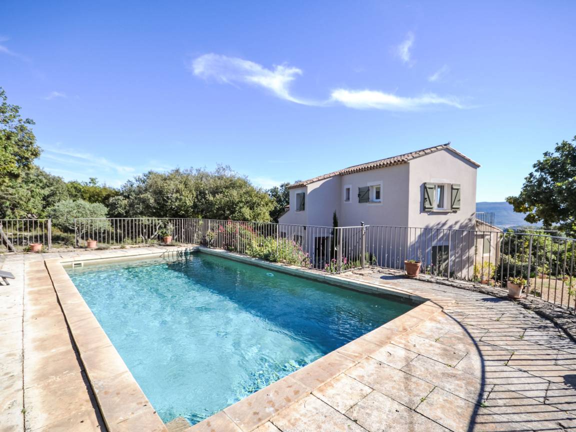 160 M² Maison De Vacances ∙ 5 Chambres ∙ 8 Personnes - Rustrel