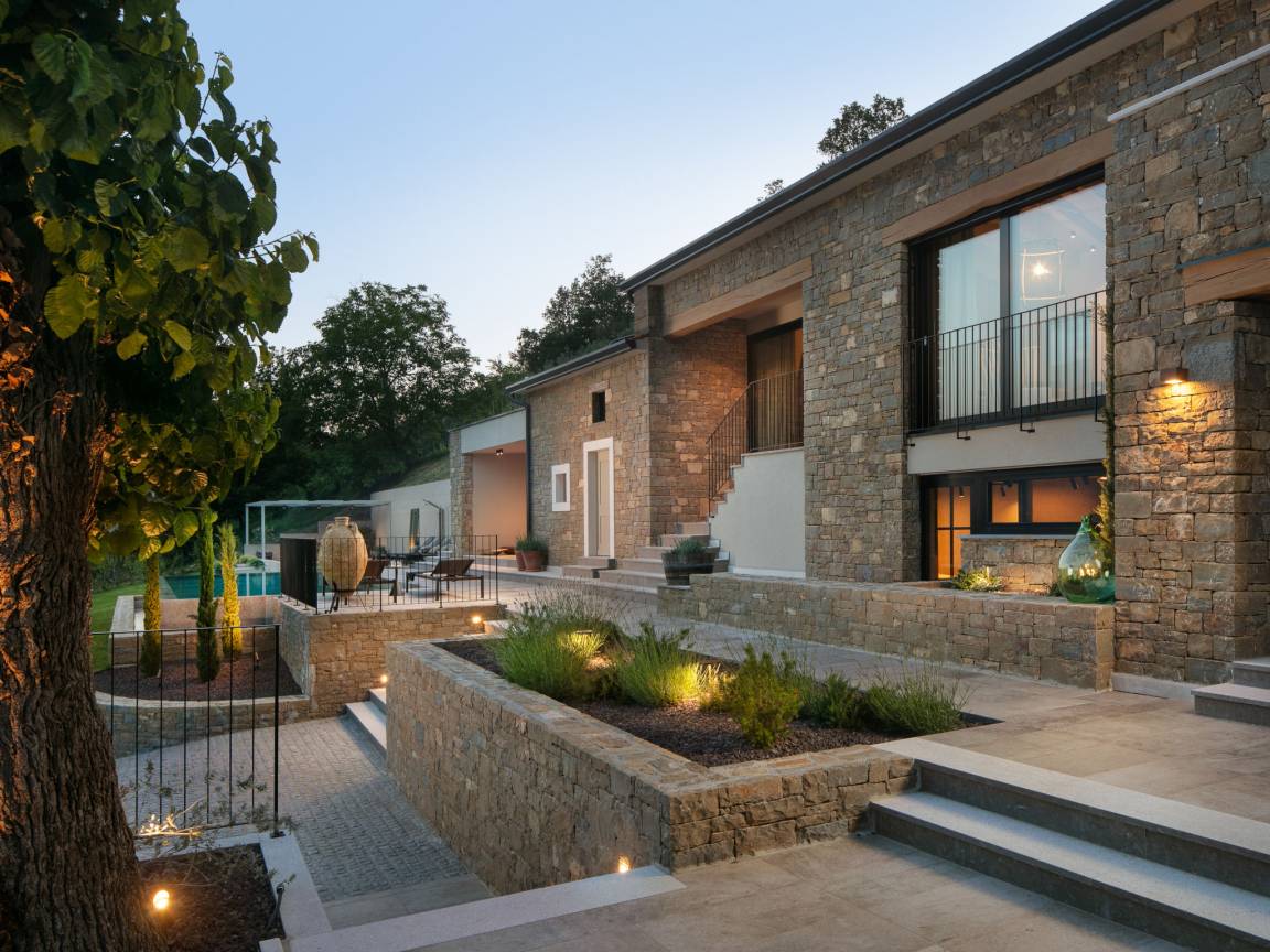 270 M² Ferienhaus ∙ 3 Schlafzimmer ∙ 6 Gäste - Motovun