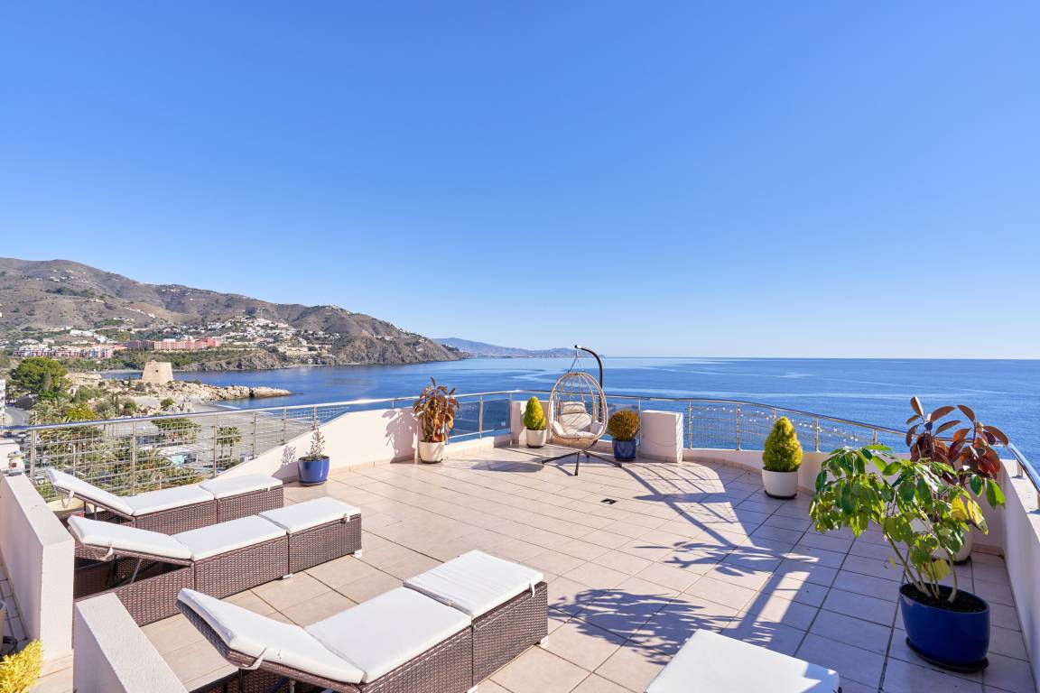 150 M² Apartment ∙ 3 Bedrooms ∙ 6 Guests - Almuñécar