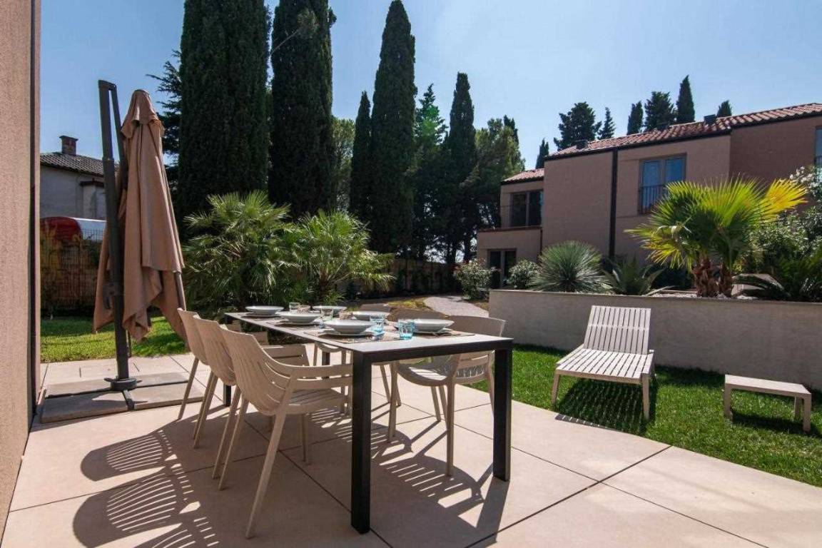 110 M² Huoneisto ∙ 3 Makuuhuonetta ∙ 6 Vierasta - Strunjan