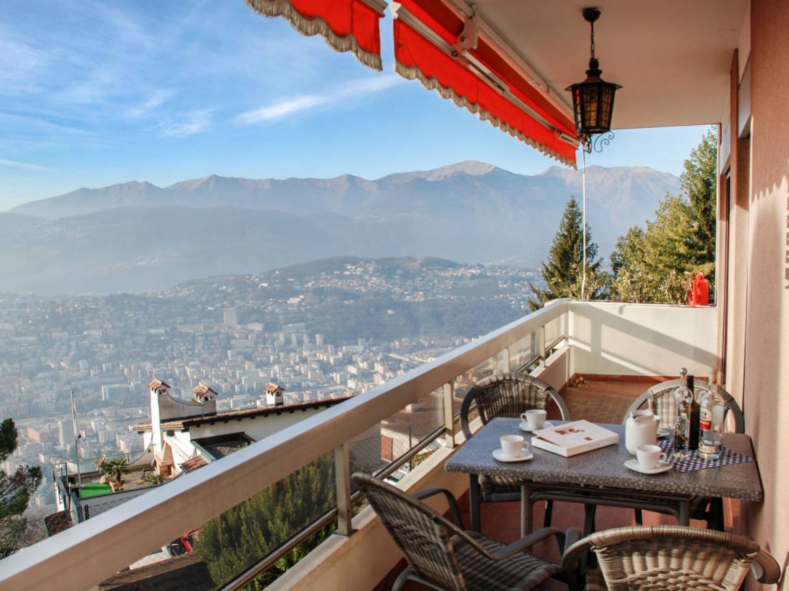 80 M² Apartment ∙ 2 Bedrooms ∙ 4 Guests - Lugano