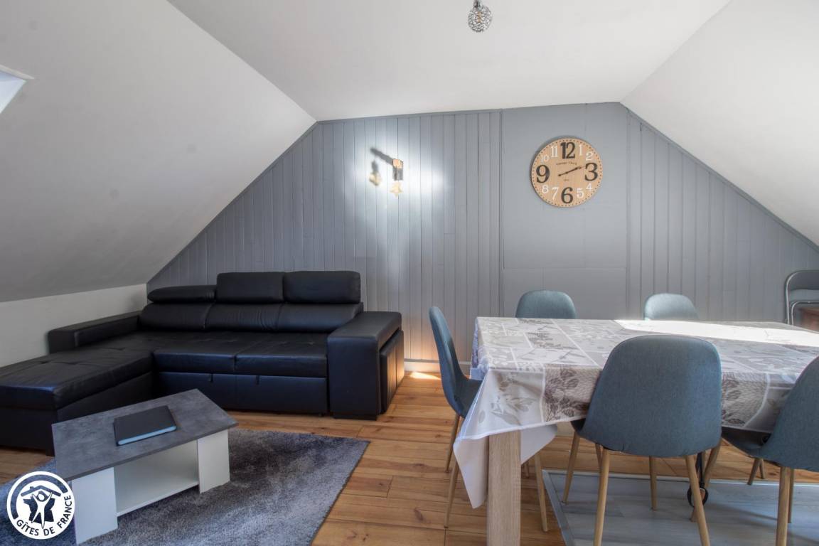 50 M² Gîte ∙ 2 Chambres ∙ 6 Personnes - Murat-le-Quaire