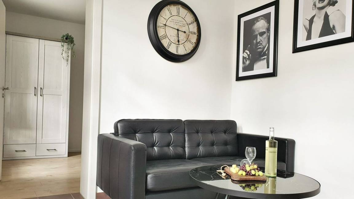 33 M² Ferienwohnung ∙ 1 Schlafzimmer ∙ 2 Gäste - Beetzsee
