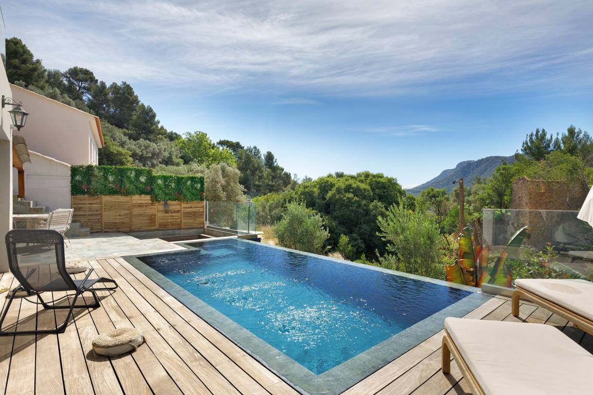180 M² Villa ∙ 4 Bedrooms ∙ 6 Guests - Toulon