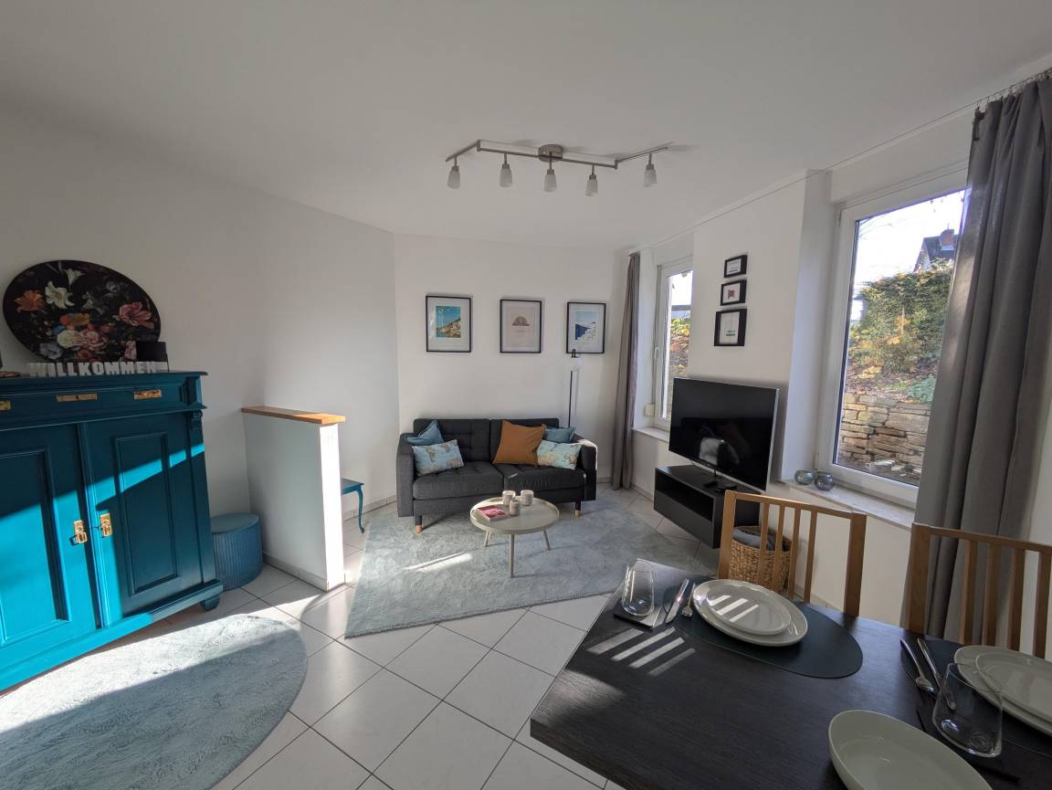 41 M² Ferienwohnung ∙ 1 Schlafzimmer ∙ 2 Gäste - Ürzig