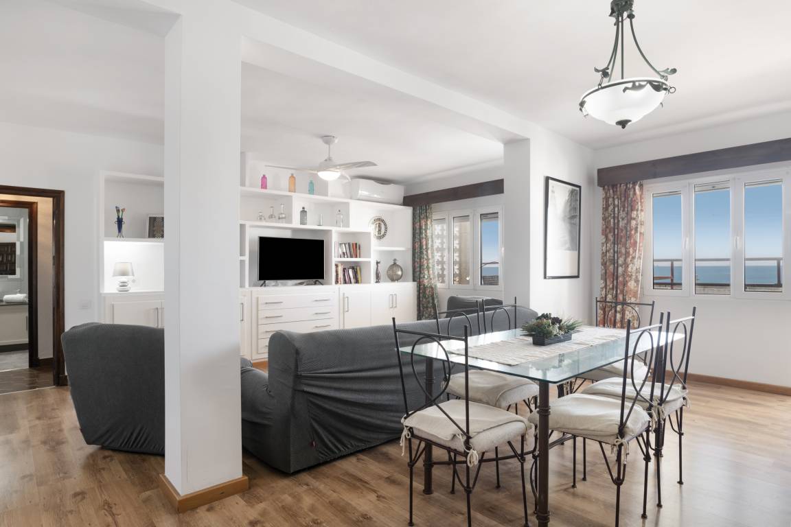 115 M² Apartamento ∙ 3 Quartos ∙ 6 Hóspedes - Barbate