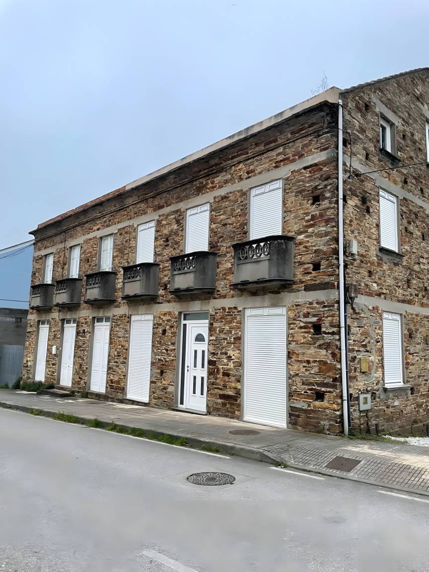 160 M² House ∙ 6 Bedrooms ∙ 11 Guests - Foz