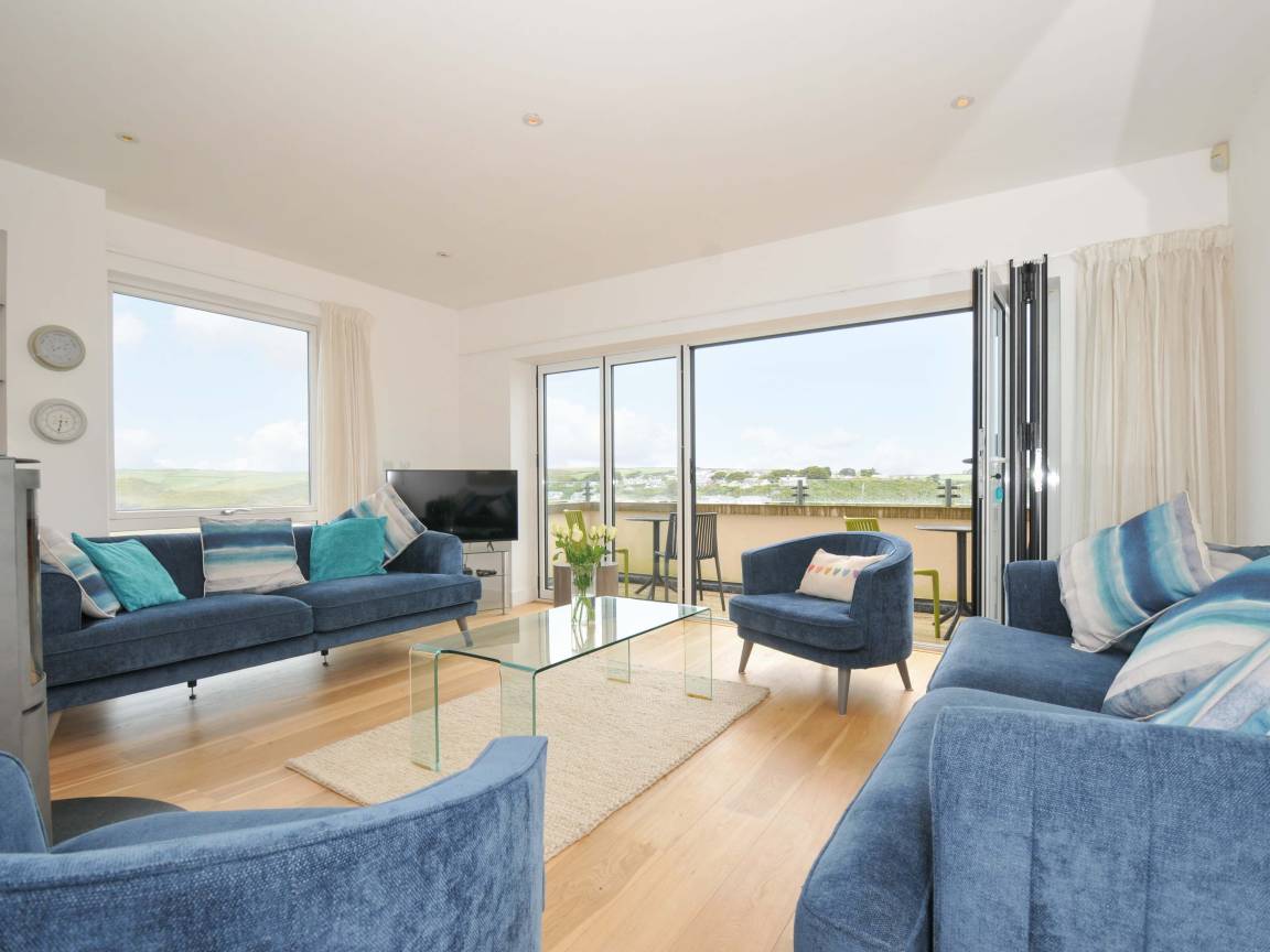 Cottage ∙ 4 Bedrooms ∙ 8 Guests - Edmonton, UK