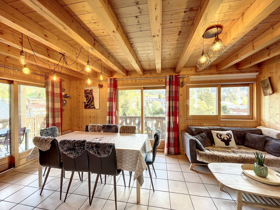 90 M² Chalet ∙ 4 Chambres ∙ 8 Personnes - Morzine