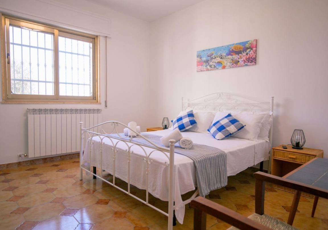 100 M² Ferienhaus ∙ 3 Schlafzimmer ∙ 6 Gäste - Carovigno