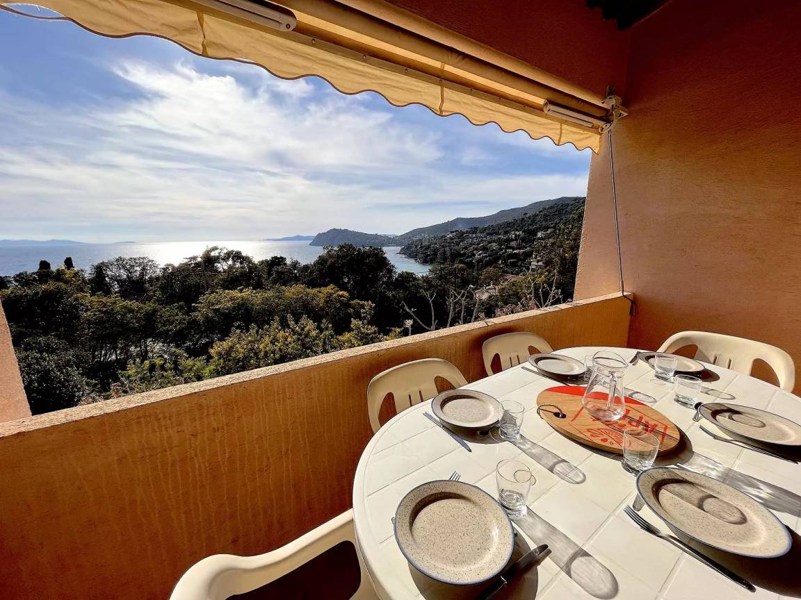 42 M² Appartement ∙ 2 Chambres ∙ 6 Personnes - Rayol-Canadel-sur-Mer