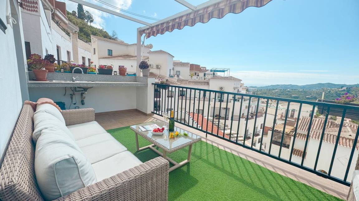 75 M² Ferienwohnung ∙ 2 Schlafzimmer ∙ 4 Gäste - Torrox