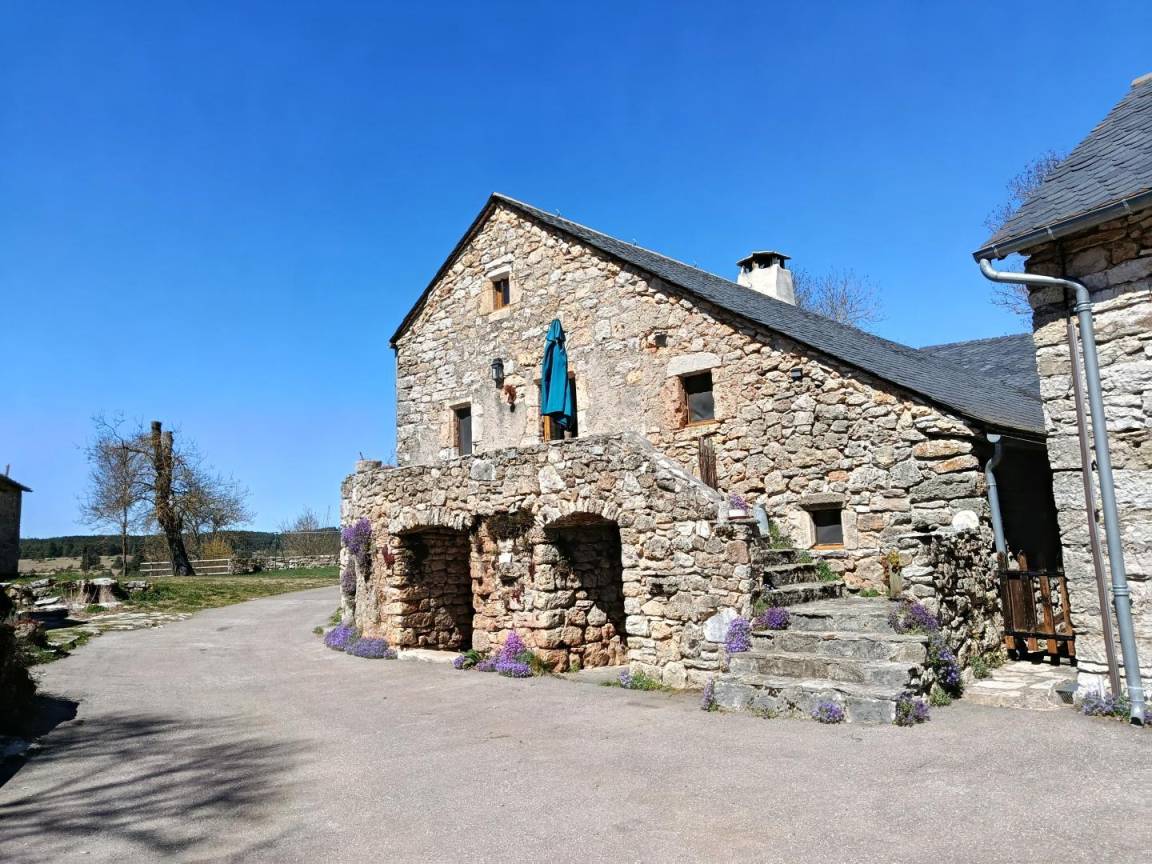 80 M² Mökki ∙ 3 Makuuhuonetta ∙ 6 Vierasta - Sainte-Énimie
