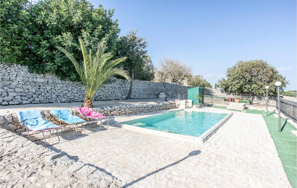 500 M² House ∙ 6 Bedrooms ∙ 15 Guests - Scicli