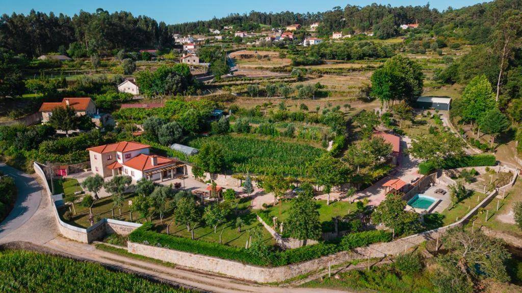 361 M² House ∙ 4 Bedrooms ∙ 11 Guests - Ponte de Lima