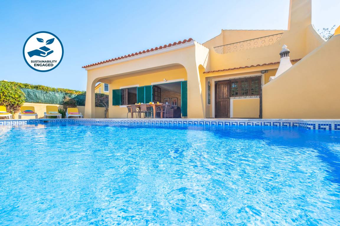 150 M² Villa ∙ 5 Bedrooms ∙ 14 Guests - Albufeira