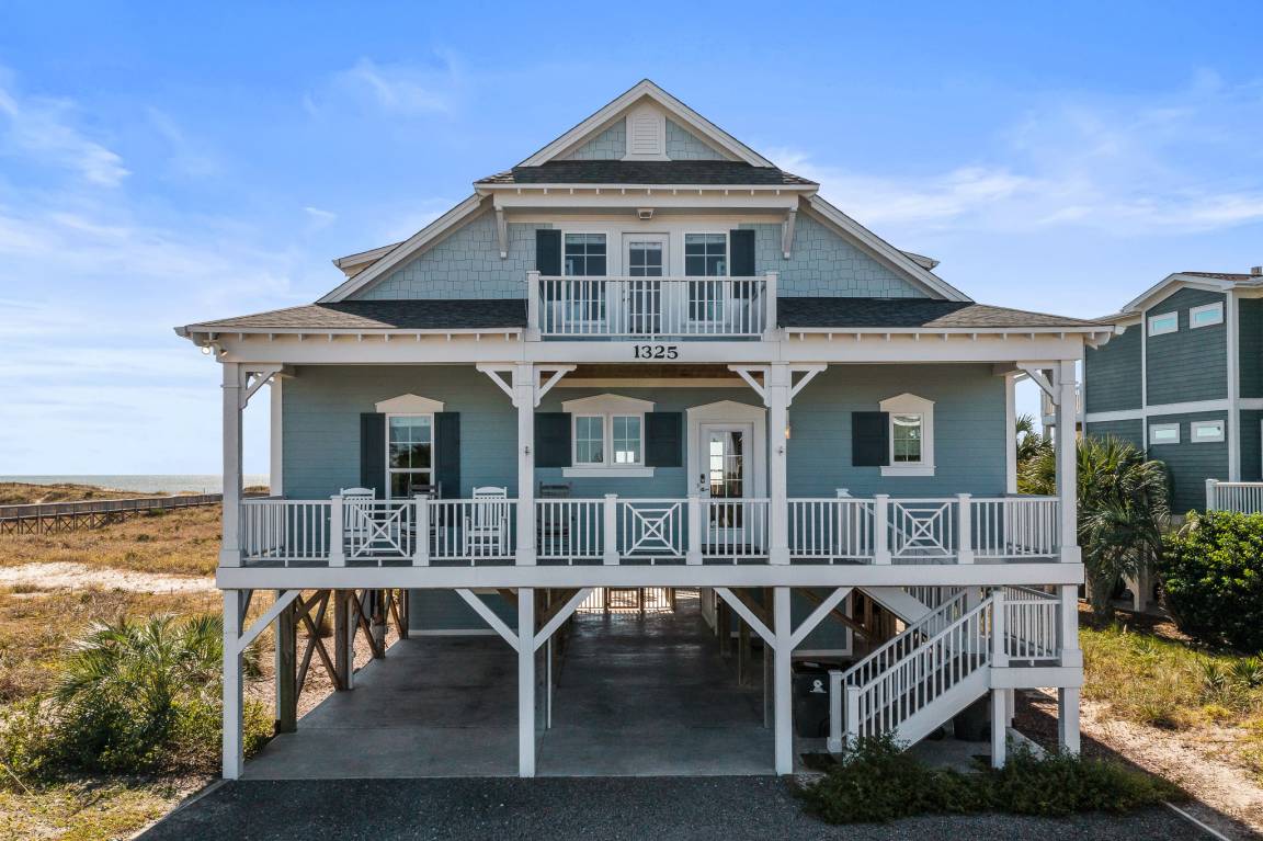 308 M² House ∙ 6 Bedrooms ∙ 14 Guests - Holden Beach, NC