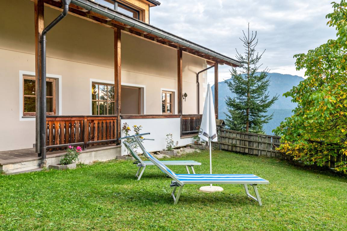 180 M² Ferienwohnung ∙ 3 Schlafzimmer ∙ 8 Gäste - Brixen