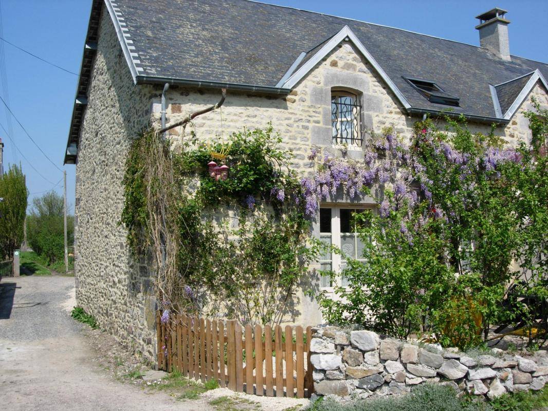65 M² Gîte ∙ 2 Chambres ∙ 4 Personnes - Coutances