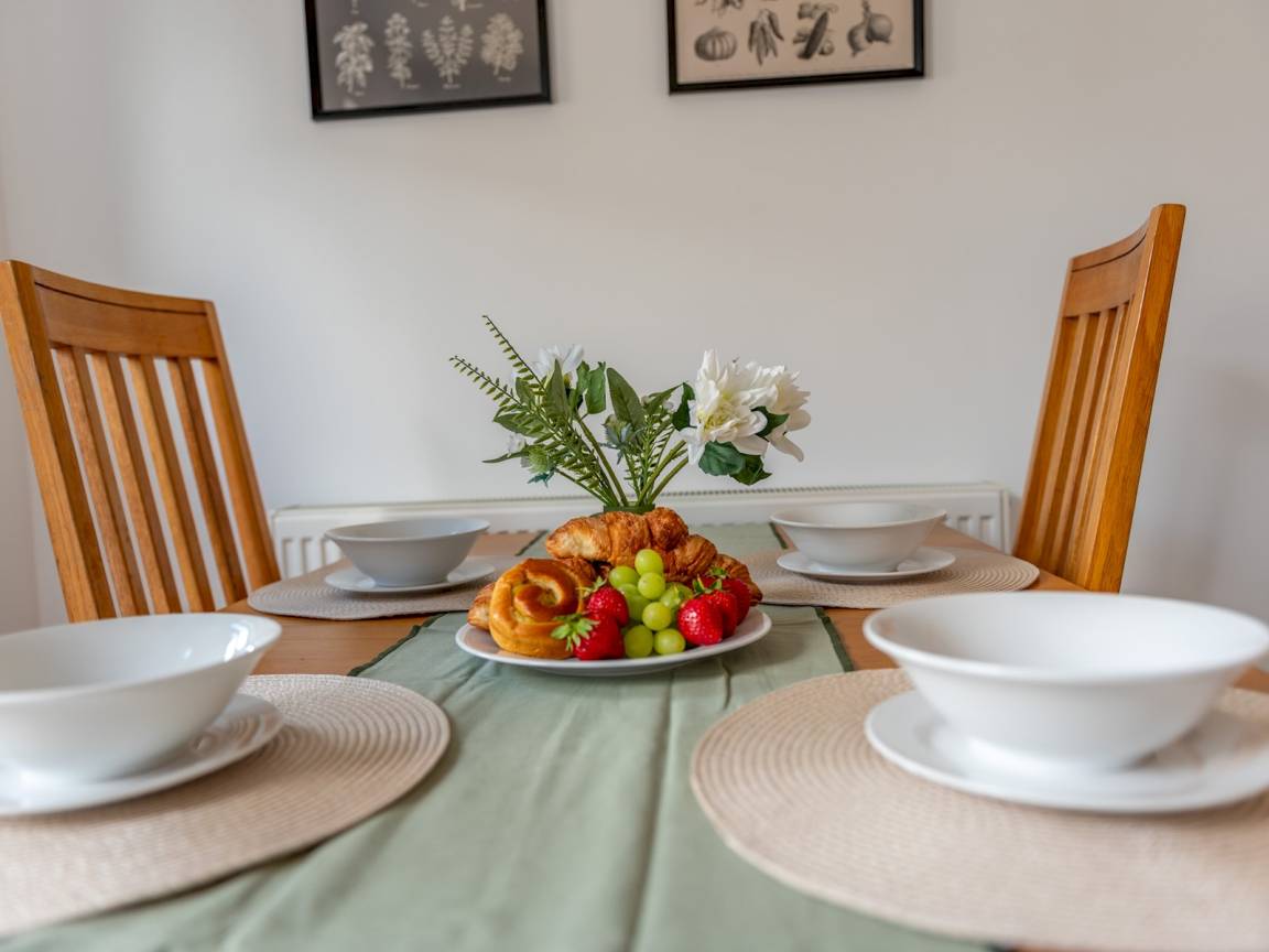 74 M² House ∙ 2 Bedrooms ∙ 4 Guests - Bridgnorth