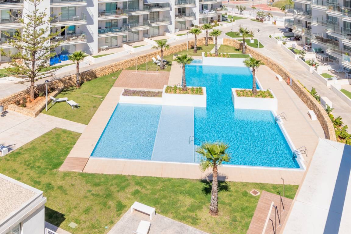 80 M² Apartamento ∙ 2 Habitaciones ∙ 4 Huéspedes - Denia