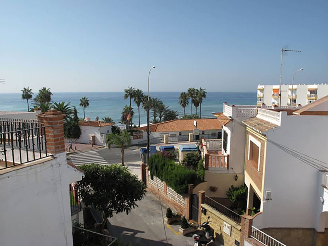 79 M² House ∙ 2 Bedrooms ∙ 4 Guests - Nerja