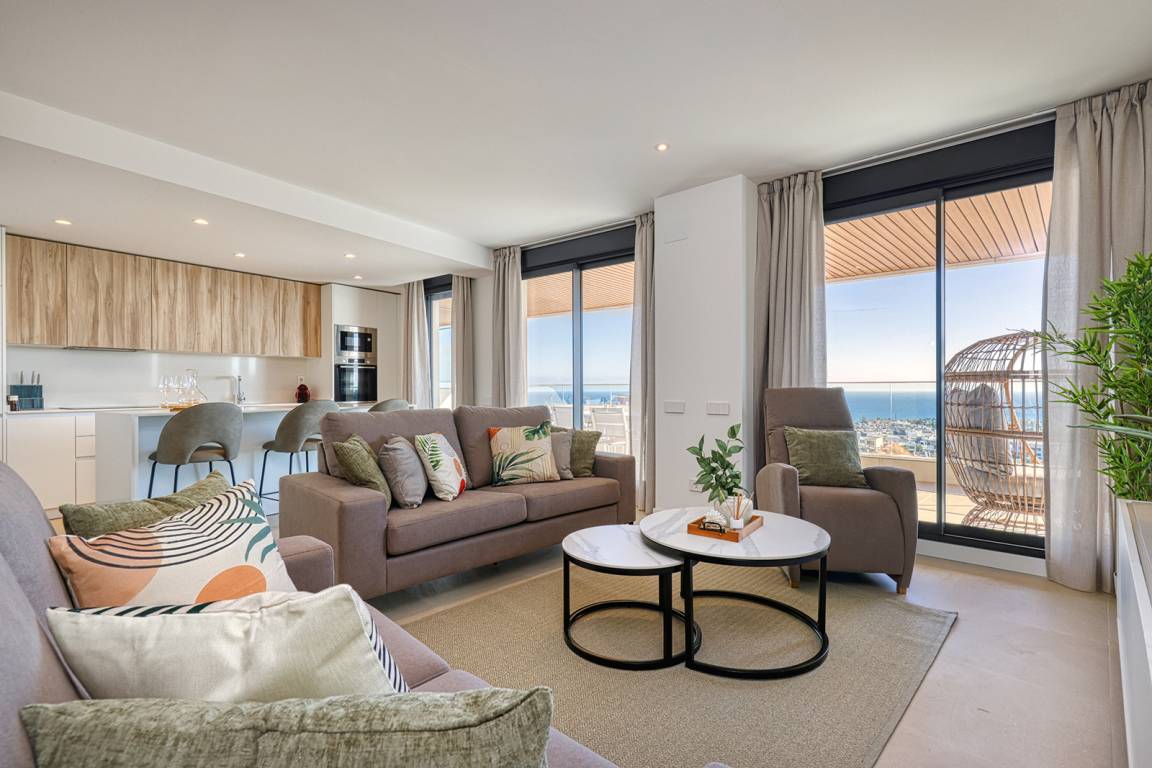 130 M² Apartamento ∙ 3 Habitaciones ∙ 7 Huéspedes - Estepona