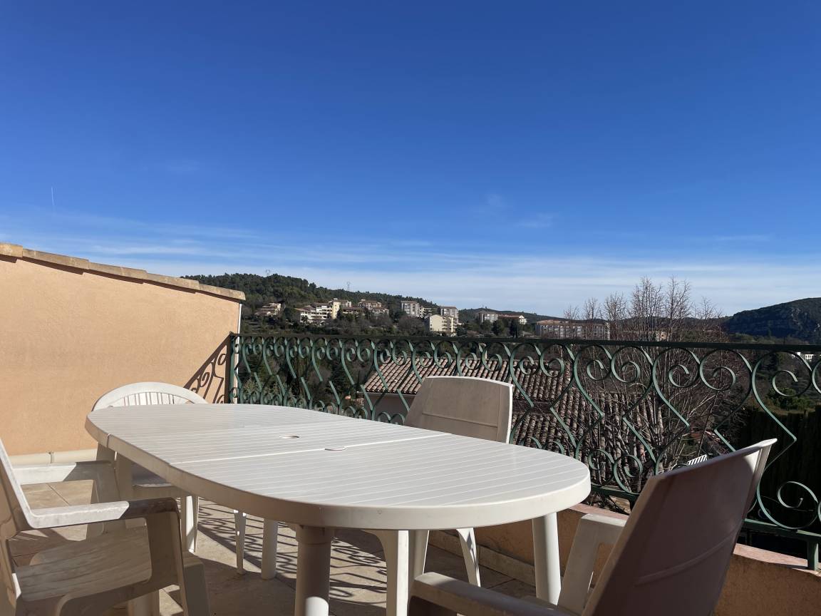 30 M² Appartement ∙ 1 Chambre ∙ 2 Personnes - Vinon-sur-Verdon