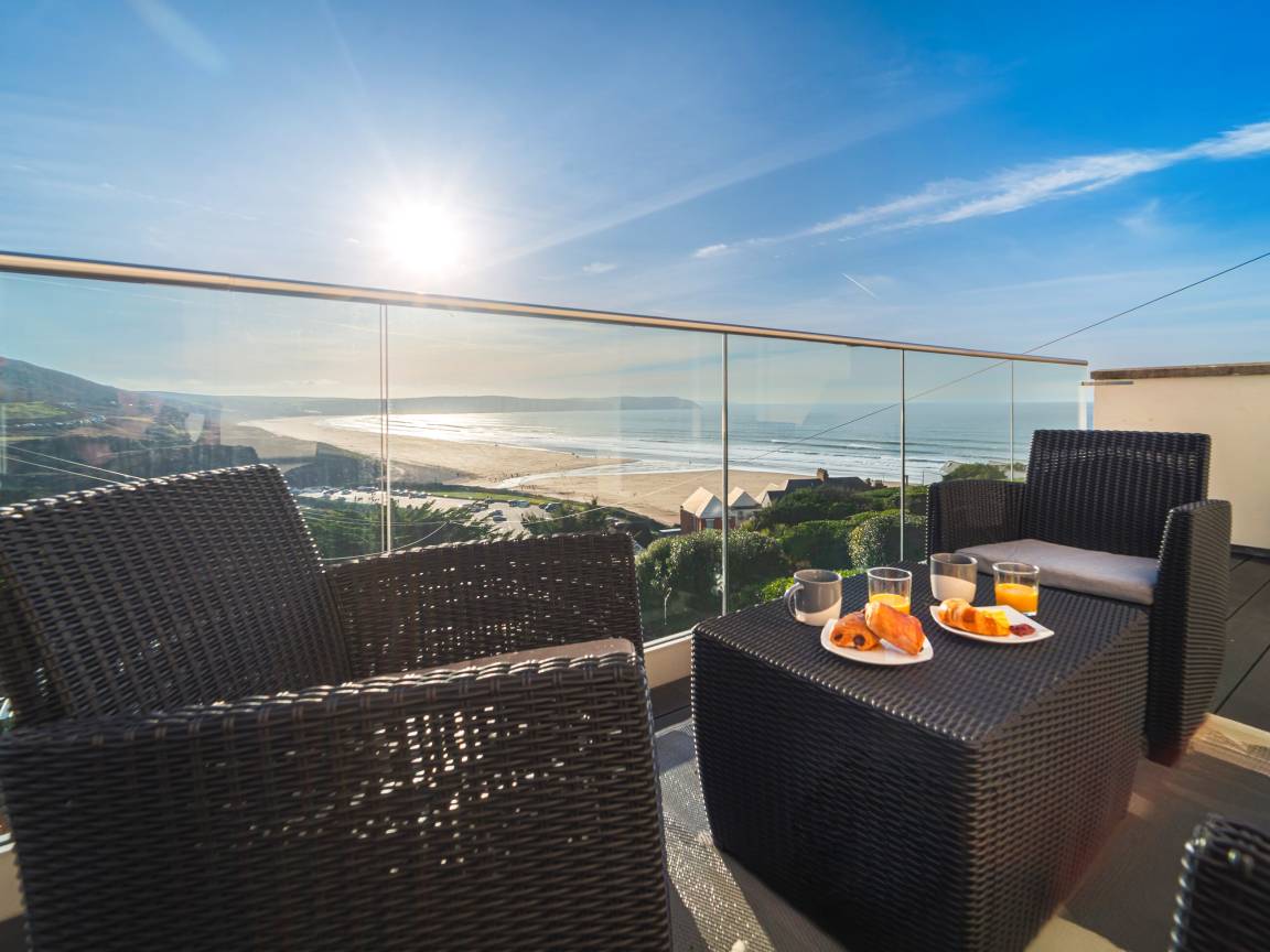 Apartment ∙ 3 Bedrooms ∙ 6 Guests - Woolacombe