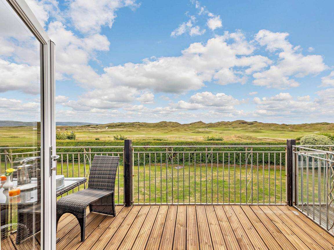 Cottage ∙ 3 Bedrooms ∙ 6 Guests - Borth